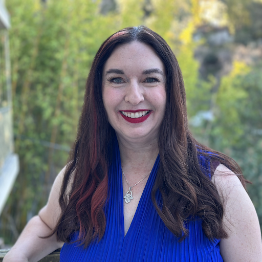 Palm Portal Abundance – Cynthia Clark – Happivize